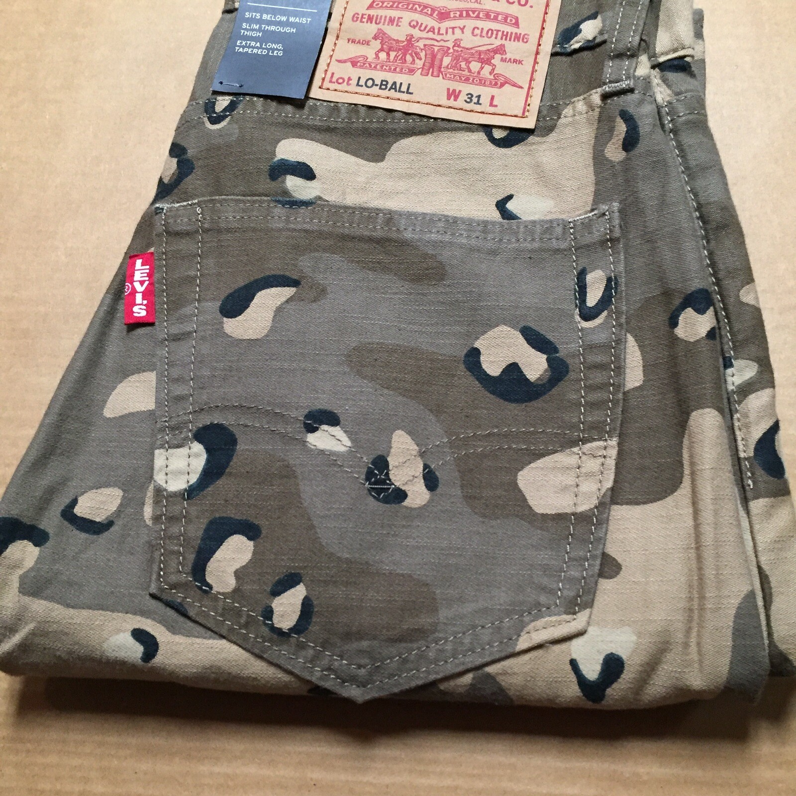 Levi's Premium Slim Lo-Ball Stack Big E Camo Ripped Jeans Men Size ...