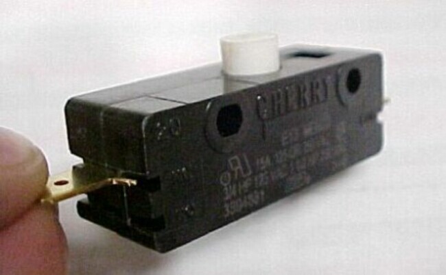 10 Cherry Micro Switches Microswitch 15A 3/4 HP 125V 0E1324EC Normally ...