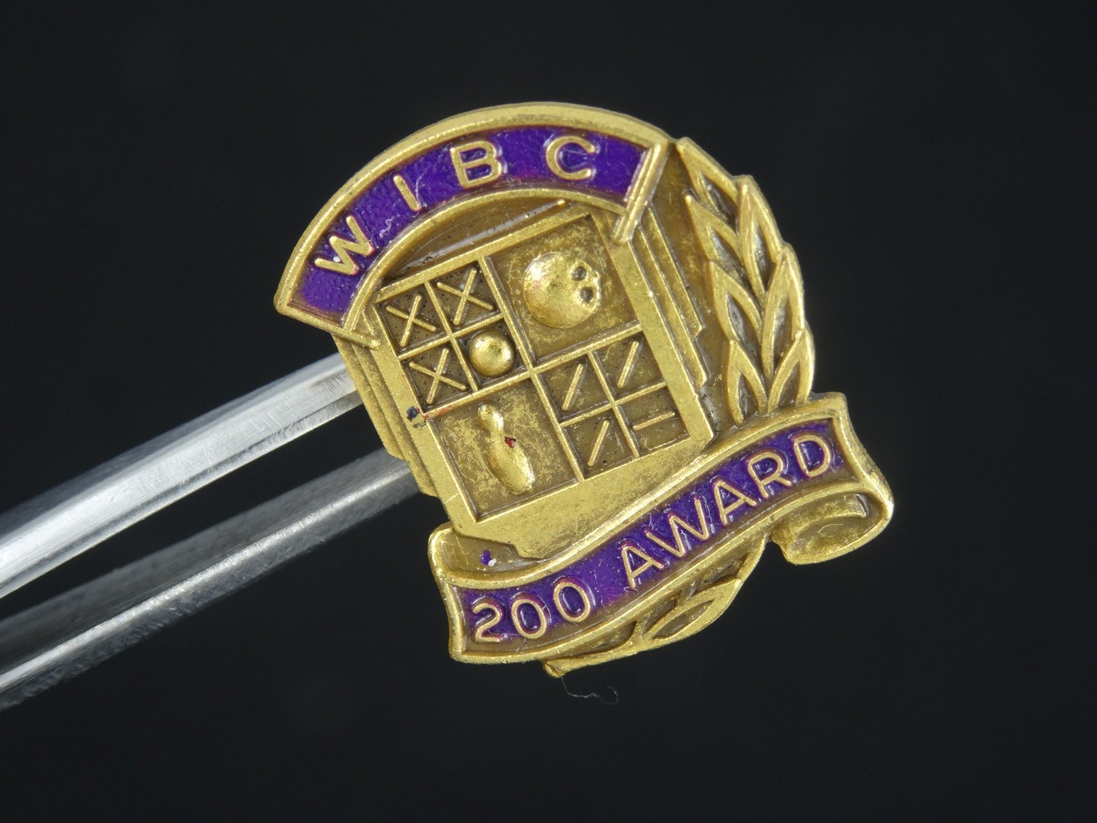 VINTAGE ENAMEL WOMEN INTERNATIONAL BOWLING CONGRESS "WIBC" 200 AWARD ...