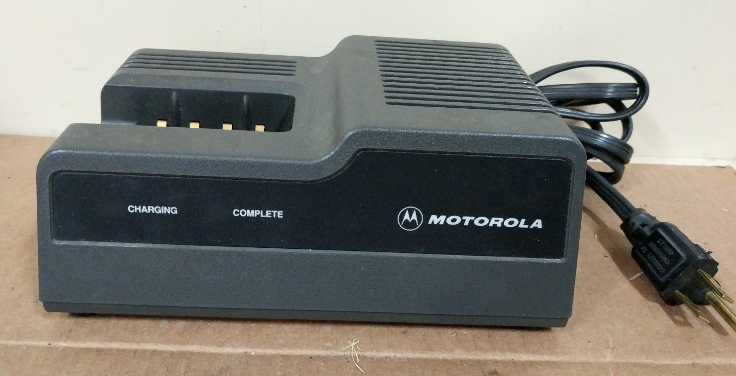 Motorola MT1000 HT600 MTX800 MTX810 Portable radio Rapid Charger ...
