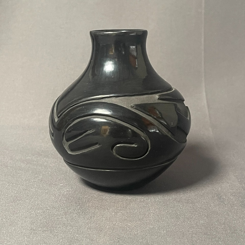 Denise Chavarria, Santa Clara Pueblo, Handmade Blackware Pot with ...