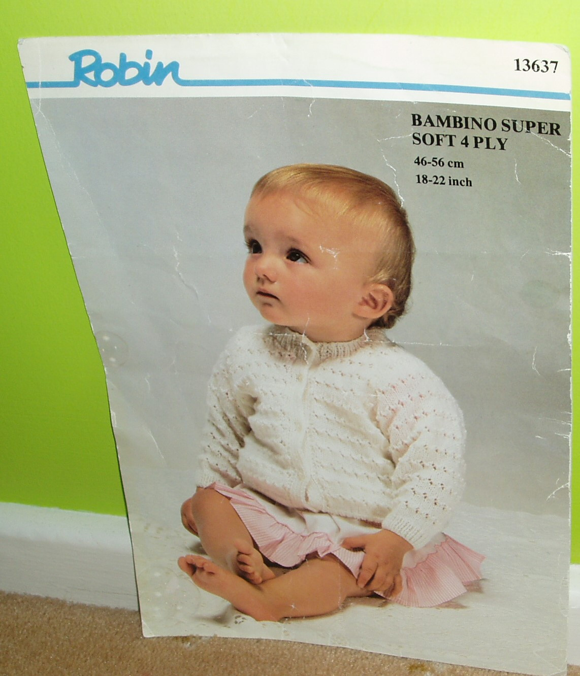 Robin knitting pattern for 4 ply baby cardigan - 13637 for sale online ...