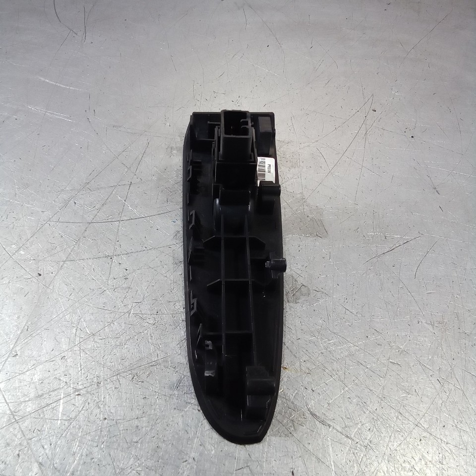 Kia Sportage MK3 SL 2010-2015 Driver/Right/OS Rear Window Switch | eBay UK