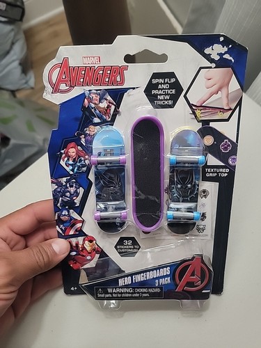 Marvel Avengers Fingerboard Set 3 Pack and 32 Stickers Black Panther ...