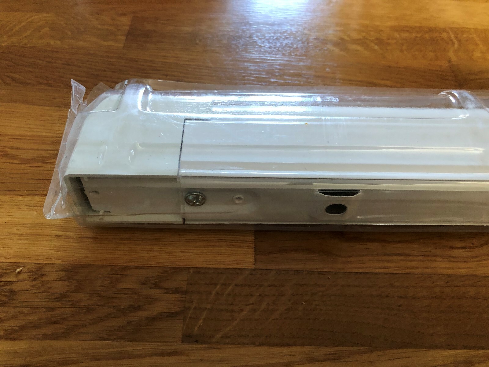 Pilux - Danpex Fluorescent Under Cabient Link Light with built in ...