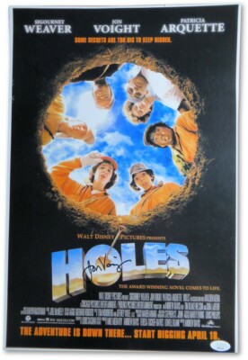 Holes Movie Poster