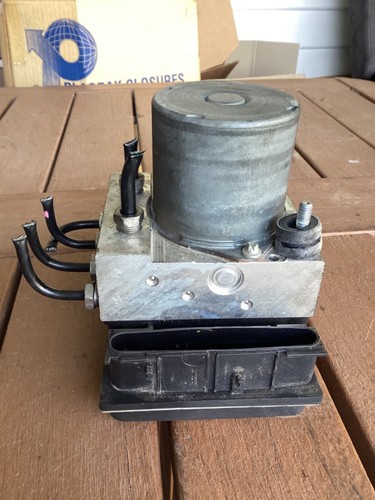 VE Holden Commodore Sedan Anti-Lock Brake System ABS Module | eBay ...