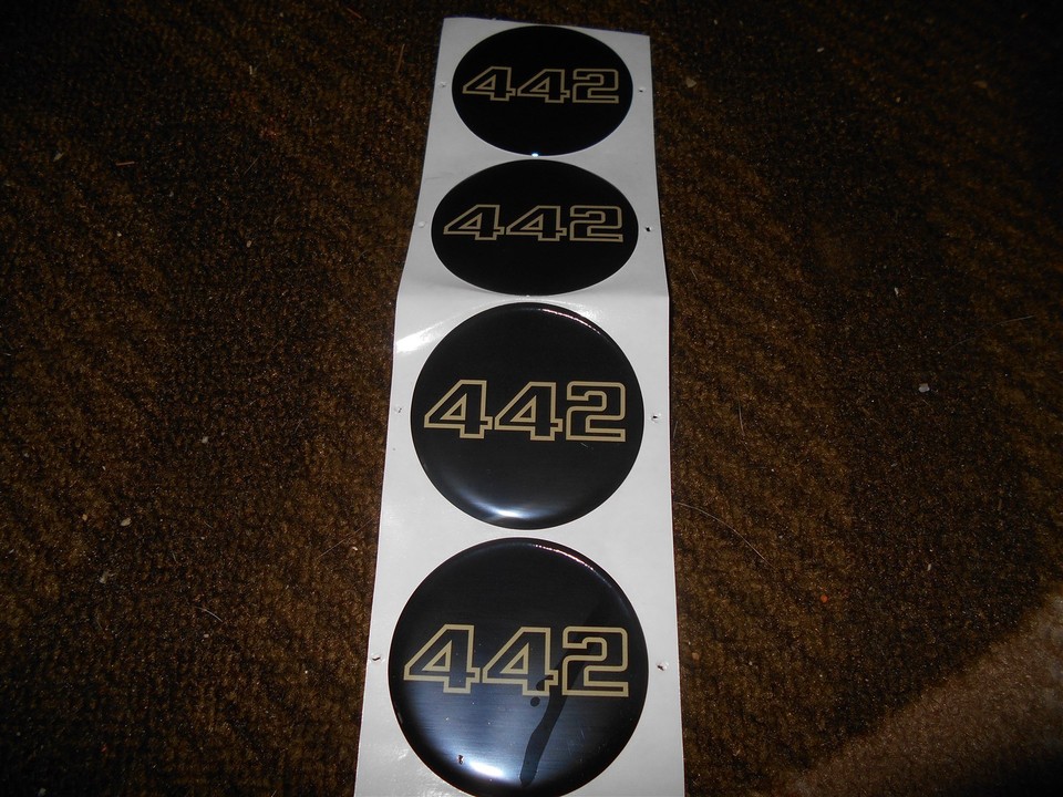 OLDSMOBILE 442 4-4-2 WHEEL RIM CENTER CAP EMBLEMS DECALS STICKERS SET 2 ...