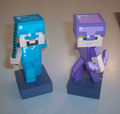MINECRAFT Adventure Figures ~ Diamond Steve & Enchanted Alex 4" Display ...
