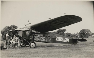 Airways Avro Ten tri-motor monoplane (VH-UMG)1931 AVIATION OLD PHOTO | eBay