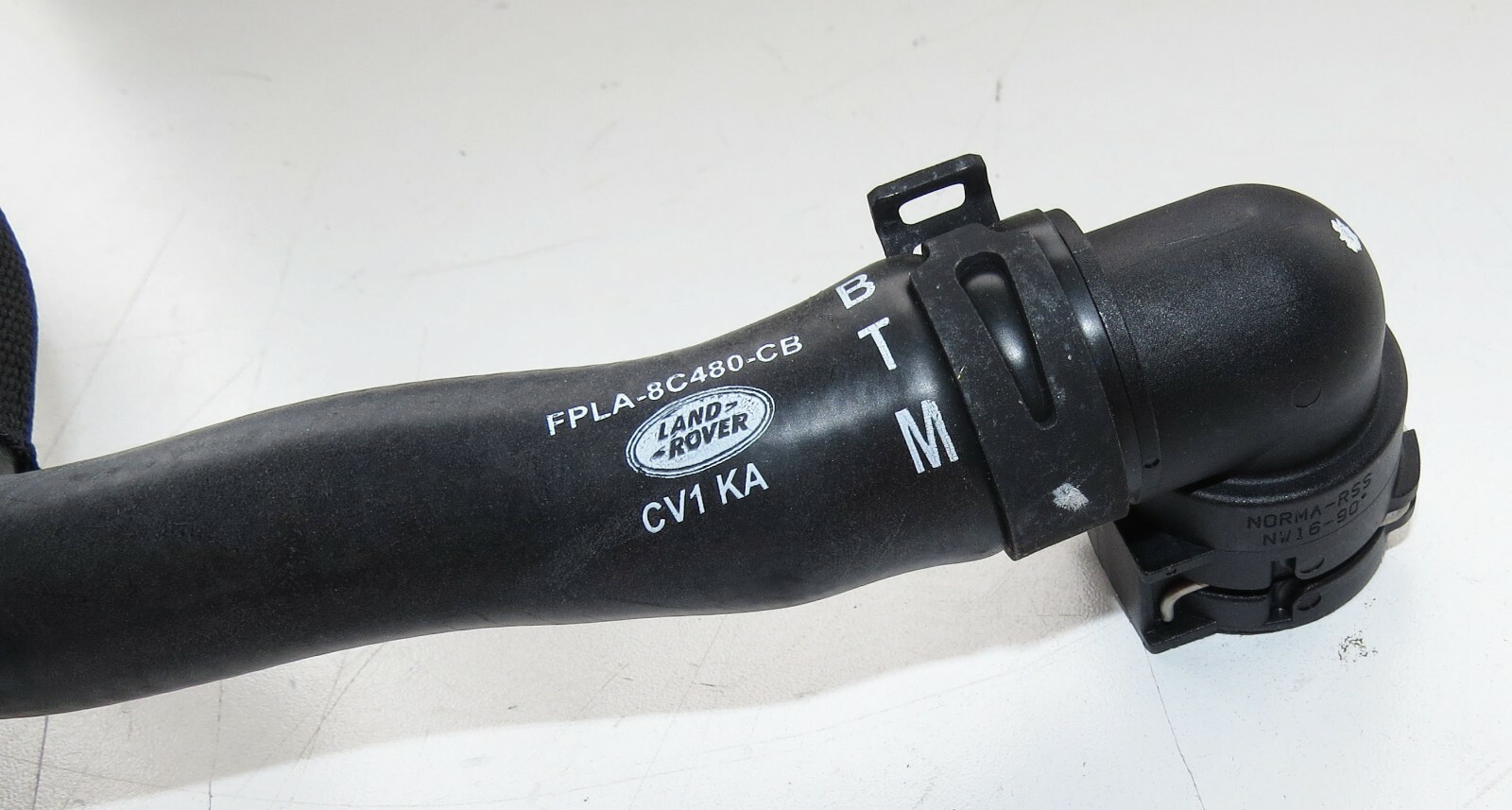 Land Rover Range Rover 2016 2017 2018 OEM Outlet Coolant Water Hose ...