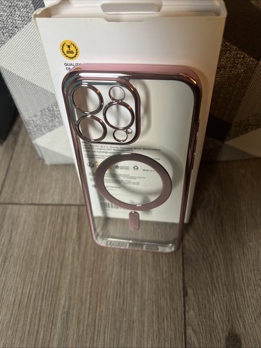 Lot of 40 iPhone 15 Pro Max Pink Trim MagSafe Clear Phone Case Cover ...