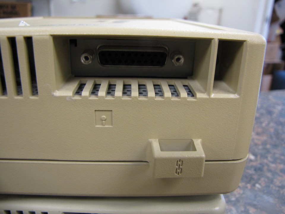 Vintage Apple 5.25 Floppy Drive & Apple Unidisk Drive for Apple II ...