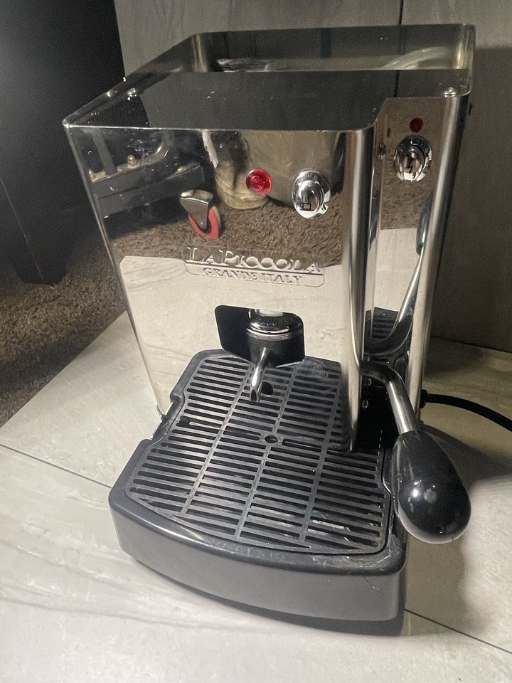 La Piccola Grande Italy Espresso Machine Sara Acciaio 120V Tested ...