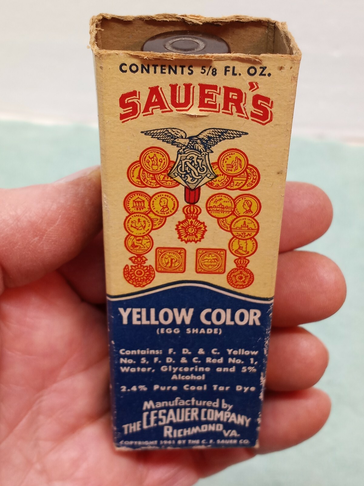 VTG GLASS BOTTLE SAUER`S YELLOW COLOR FOOD COLORING IN BOX COPYRIGHT ...
