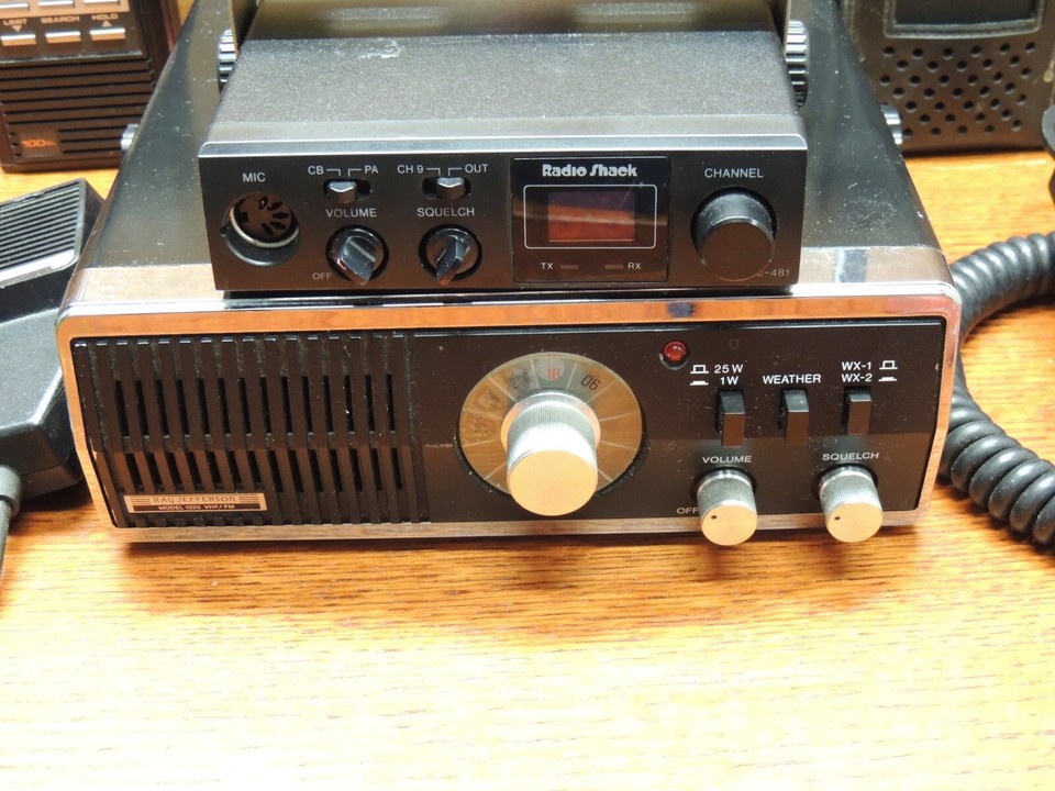 ESTATE LOT OF MARINE,CB,SCANNER RADIOS,ONE PRICE TAKES ALL | eBay