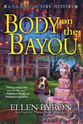Ellen Byron Body on the Bayou (Tascabile) | eBay