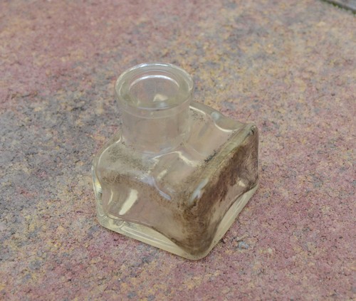 GERMAN WW2 WEHRMACHT SOLDIER GLASS INKWELL BOTTLE FROM BUNKER | eBay
