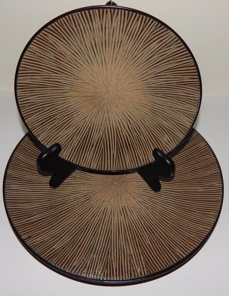 2 Round Ribbed Round Brown Tan Serving Tray Plates | eBay