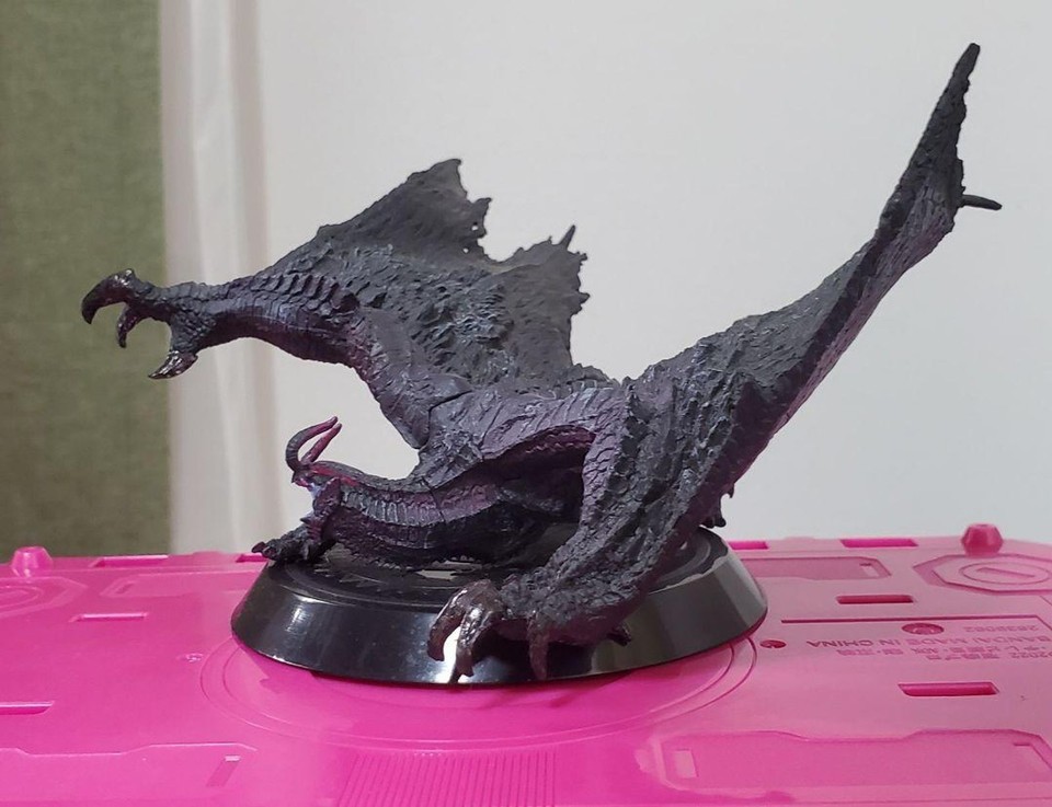 Monster Hunter Gore Magala Figure Capcom Standard Model PVC Gaming ...