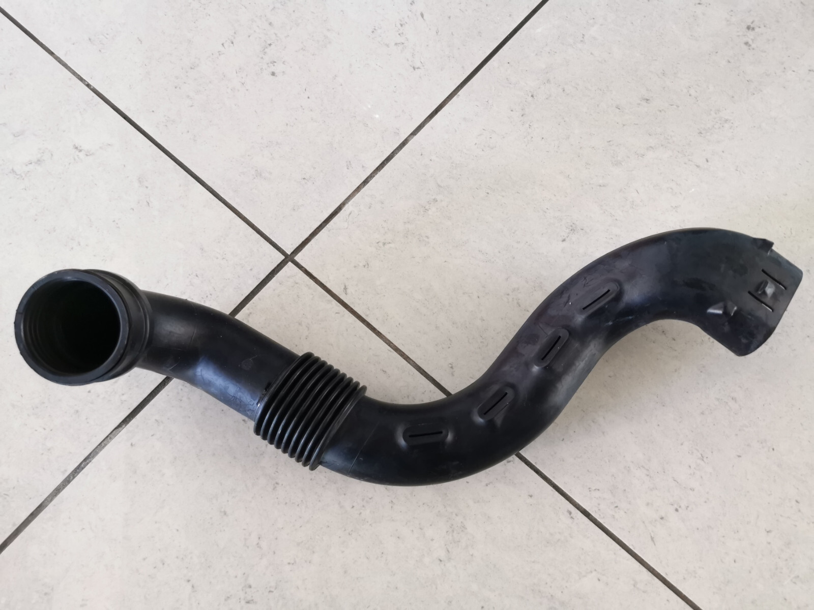 165556691R MANICOTTO TUBO ASPIRAZIONE FILTRO ARIA MOTORE 1.5 DCI ...