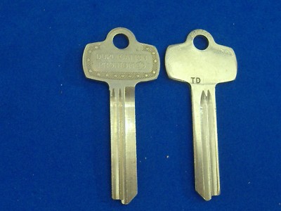TWO NICKEL SILVER FITS BEST KEY BLANKS FOR " TD " KEYWAY | eBay
