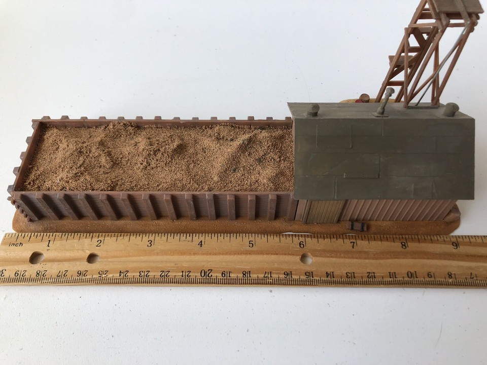 Pola Germany HO Scale Quick Plastic Sanding Plant Building Depot ...