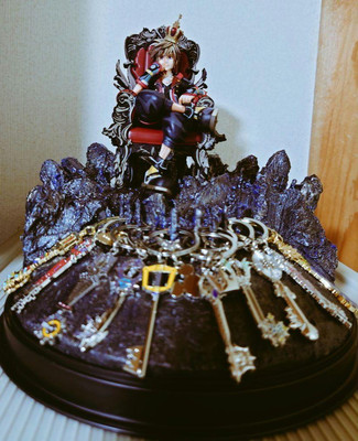 Bulk Sale Disney Kingdom Hearts Sora Figure Statue Keyblade & Stand Set ...