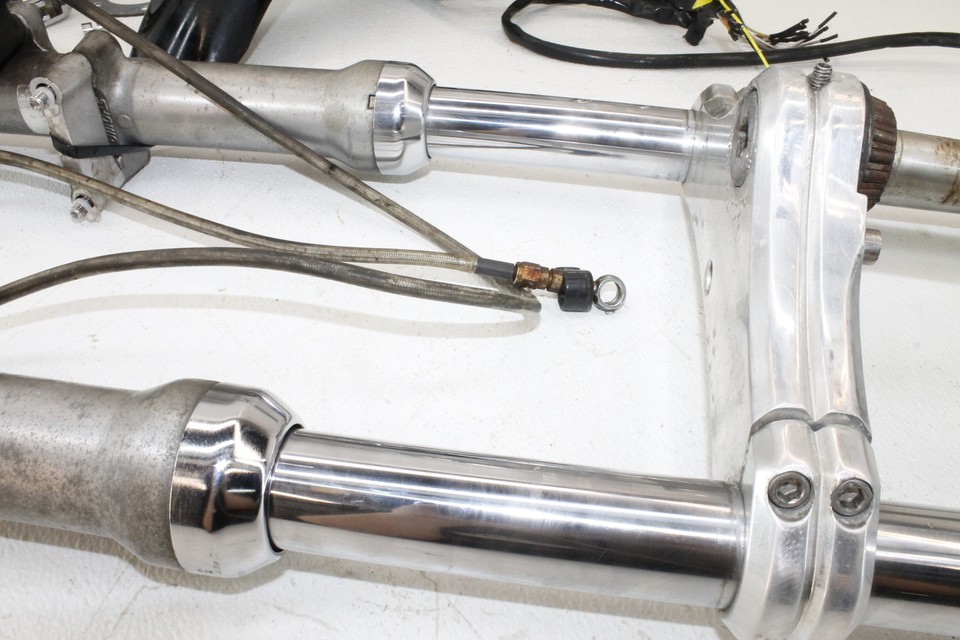 2001-2003 Harley Davidson Dyna Wide Glide Front End Forks Rim Triple ...
