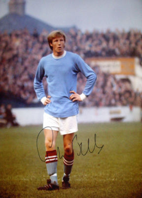 COLIN BELL SIGNED MANCHESTER CITY FOOTBALL PHOTO MCFC SEE PROOF & COA ...