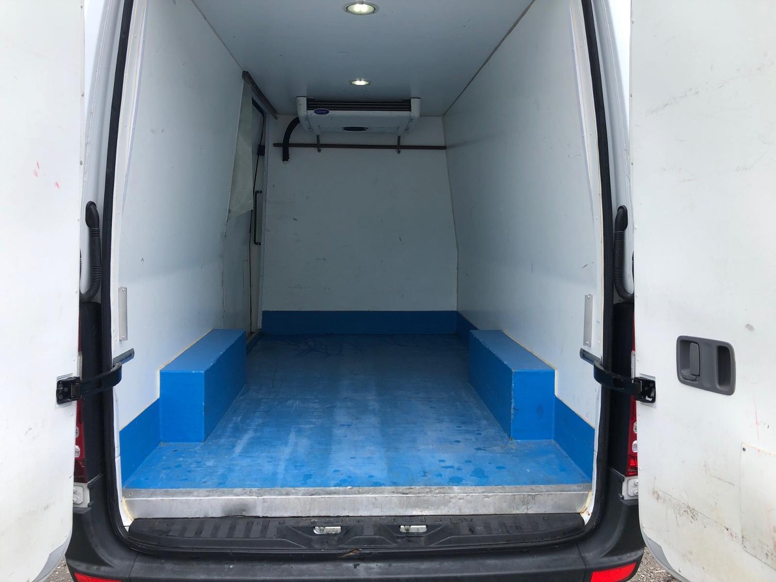 Mercedes-Benz Sprinter 2.1TD 313CDI MWB Blue Tec Fridge 80554 Miles ...
