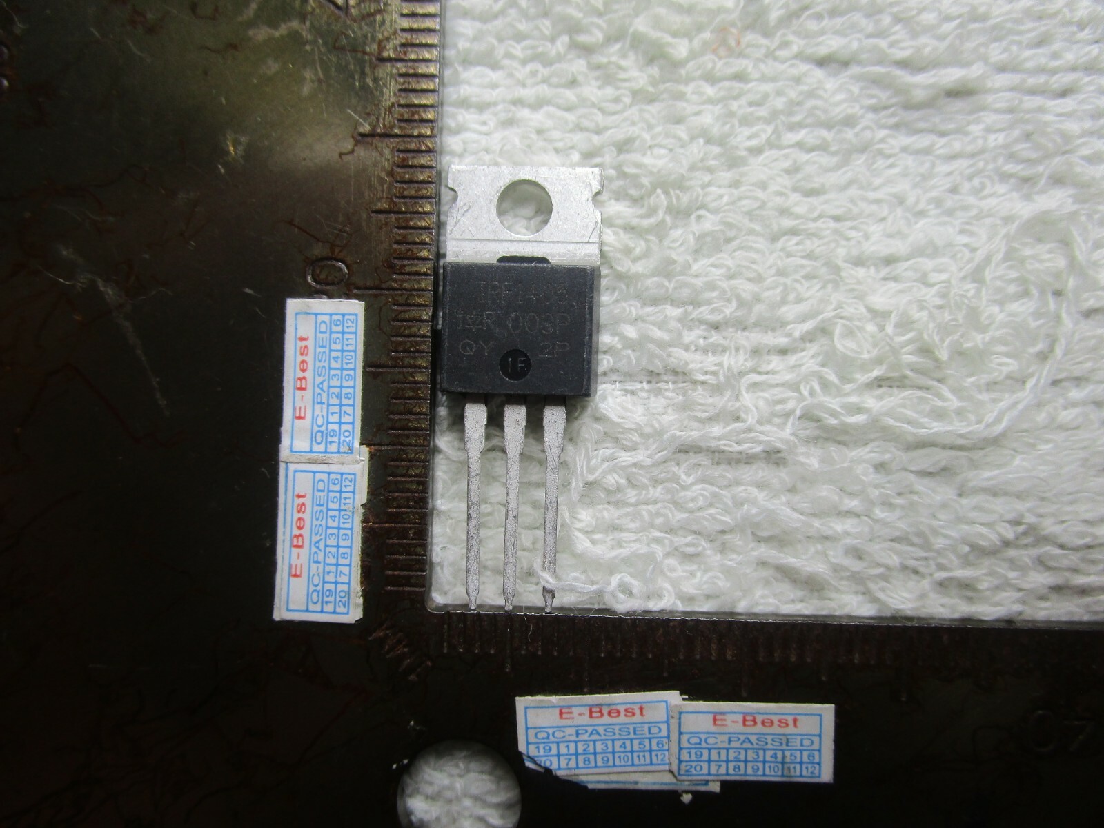 5pcs 1RF1405 IRFI405 IRF14O5 IRF140S IRF1405 IRF1405PBF TO220-3 ...