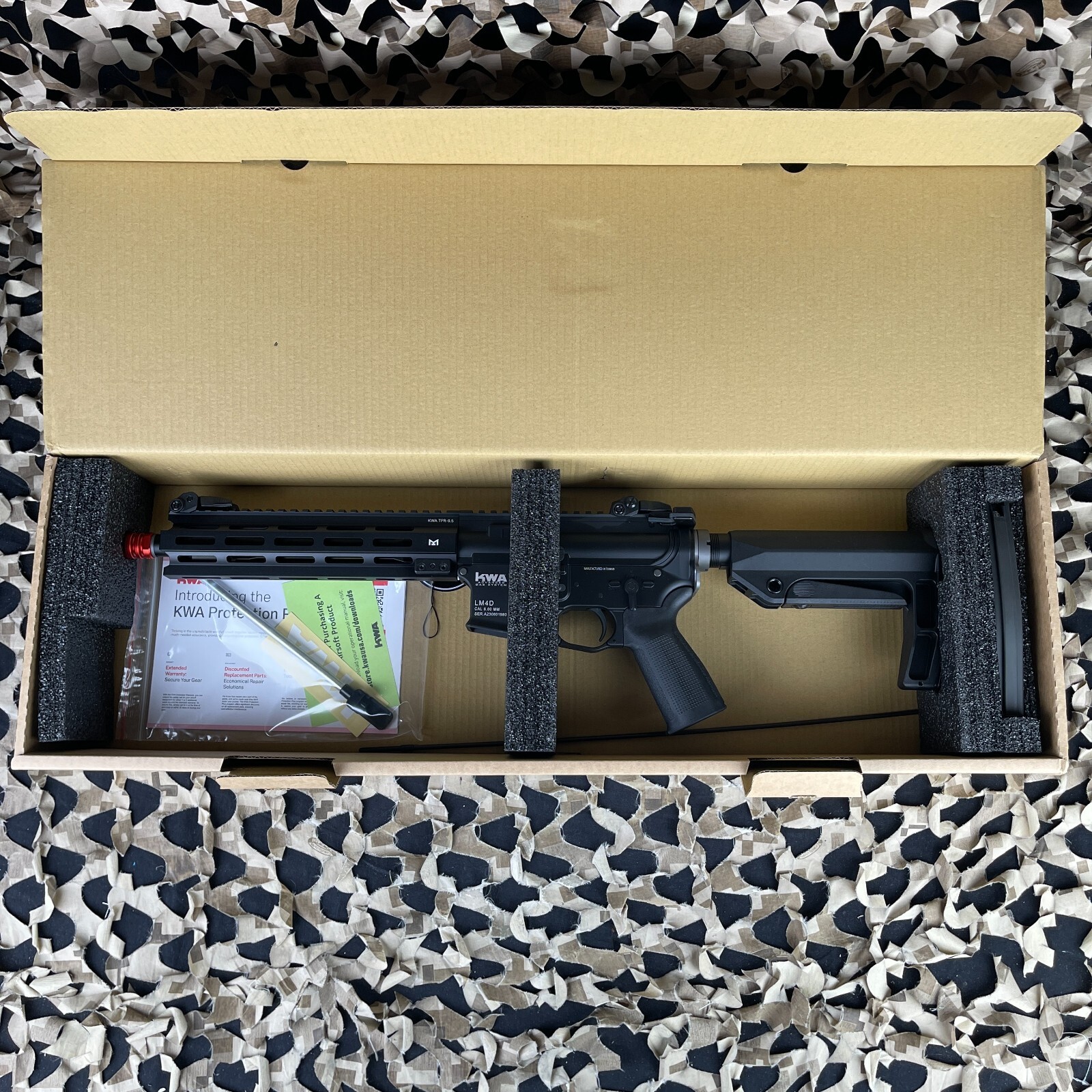 NEW KWA LM4D MLOK Gas Blow Back Airsoft Gun - Black (103-00219) | eBay