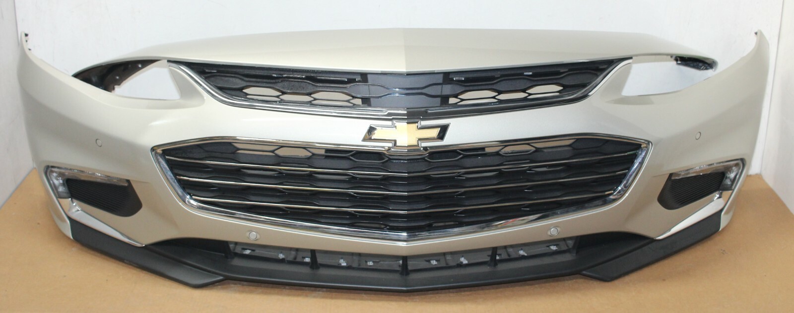 2016 - 2018 Chevy Malibu Front Bumper W/ Fog W/ 6 sensors Champagne ...