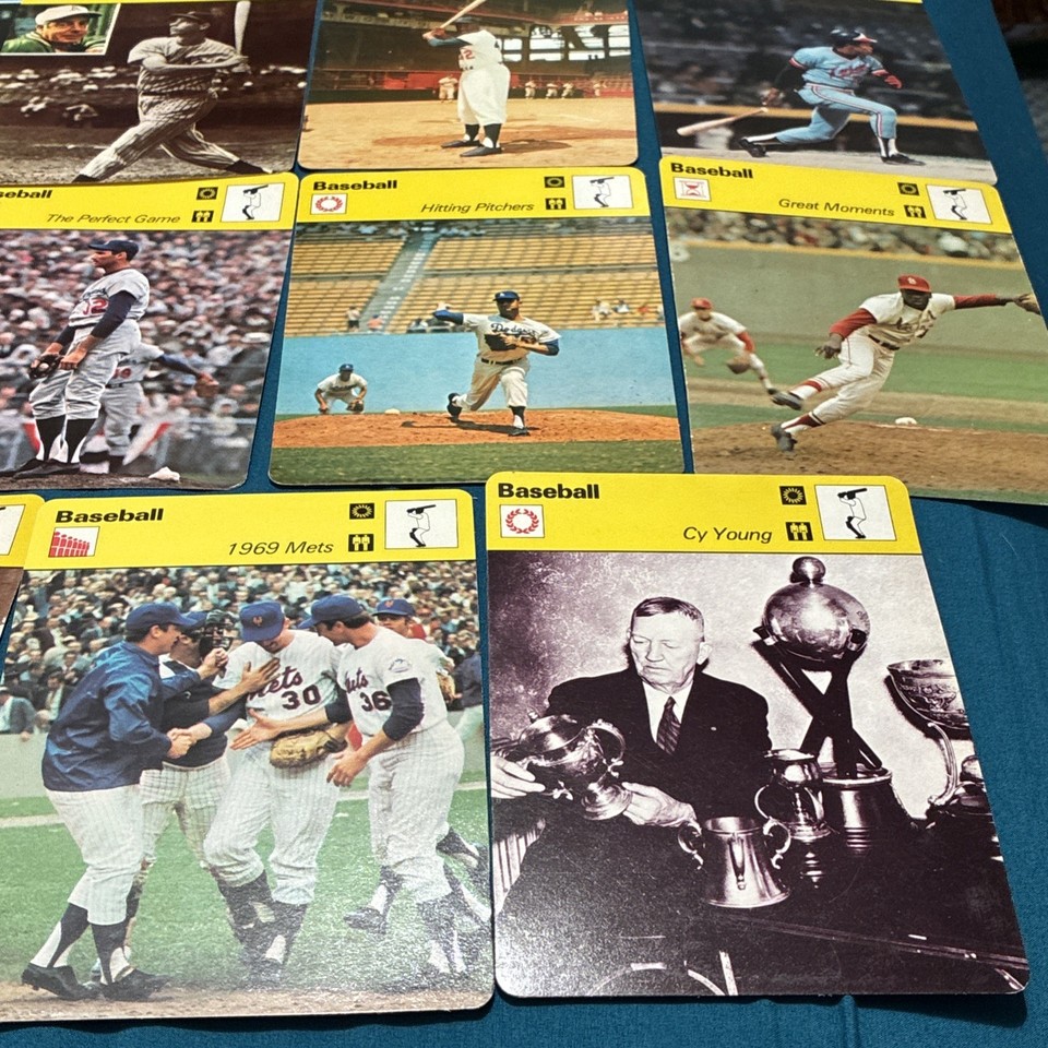 Lot of 23 - 1977-78 SportsCaster LRG Baseball Cards (Mantle, Ruth ...