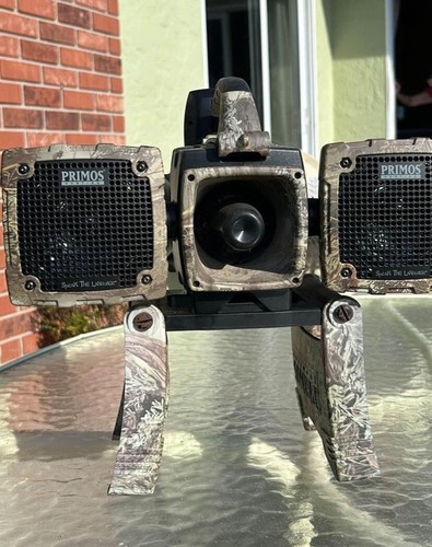 Primos Hunting Alpha Dogg Electronic Predator Call With Remote TESTED ...