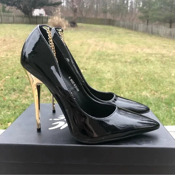 8 High Heel Pump Shoes with Chain - Padlock Detail in Black - Edgy Sexy ...