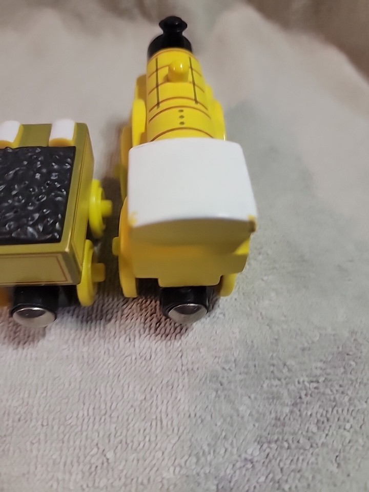 2003 Thomas and Friends Wooden Railway Molly Engine with Tender | eBay