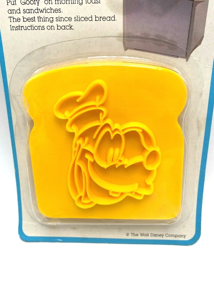 Vintage Chef Mickey Disney Goofy Picture Toast Cookie Press Breakfast ...