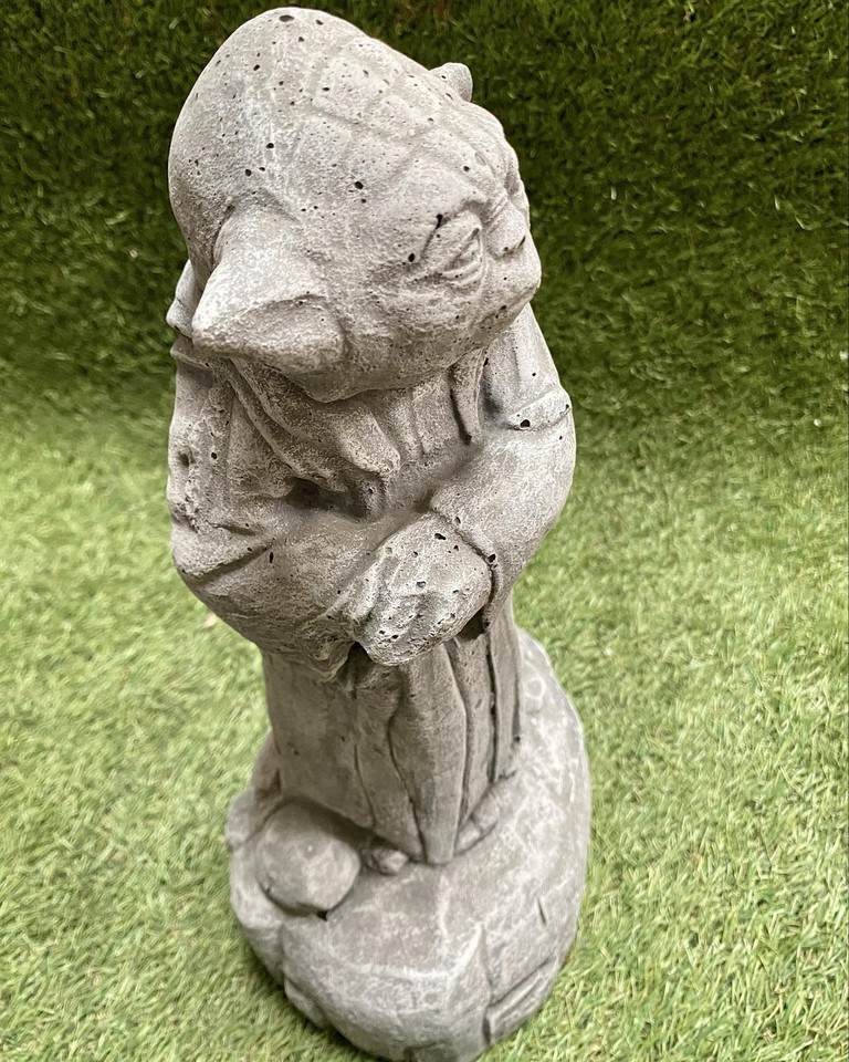Tall Yoda Jedi Star Wars Concrete Garden Sculpture Lawn Ornament Frost ...