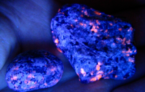 2 FLUORESCENT SODALIGHT SPECIMENS CHINA and MICHIGAN USA YOOPER LIGHT ...