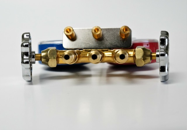 33636 Mastercool Manifold 2 Way Brass for sale online | eBay