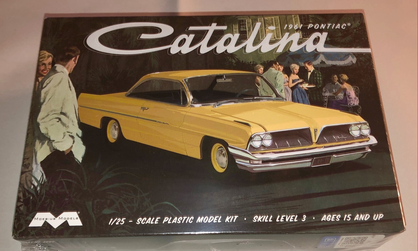 Moebius 1961 Pontiac Catalina 1:25 scale model car kit 2850 | eBay