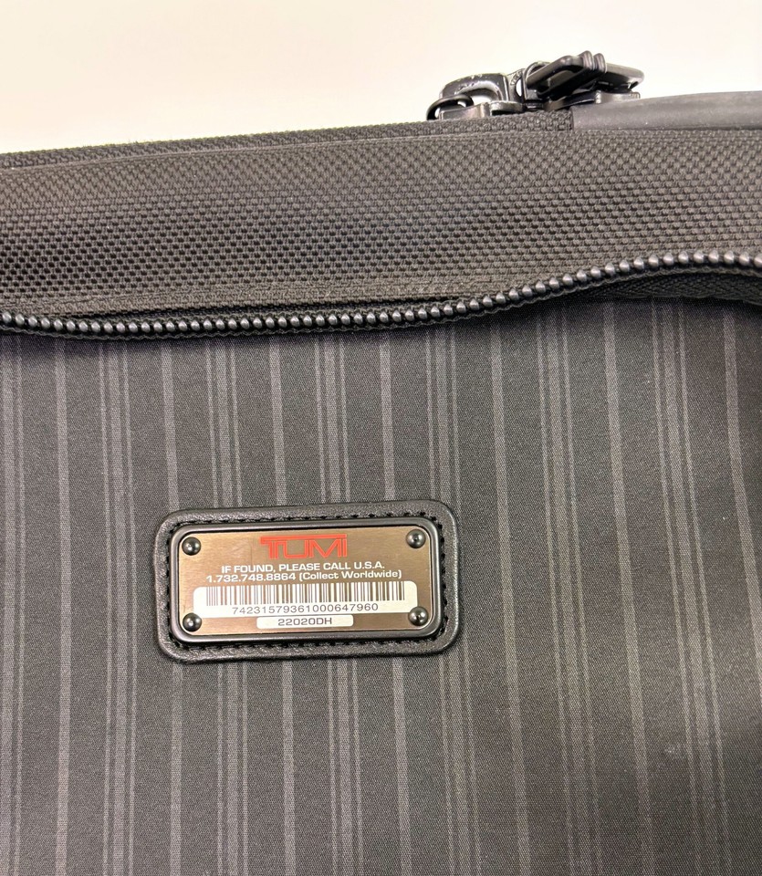 TUMI Alpha International Traveler Zip Expandable 20" Wheel-A-Way Carry-On ~22020 | eBay