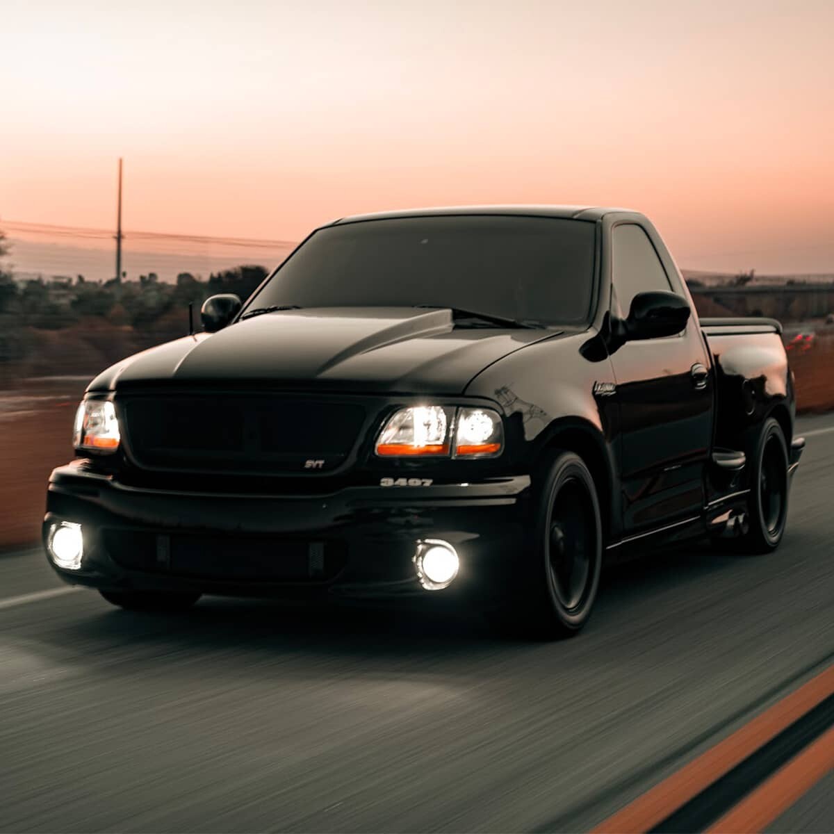 Ford Lightning Wallpaper