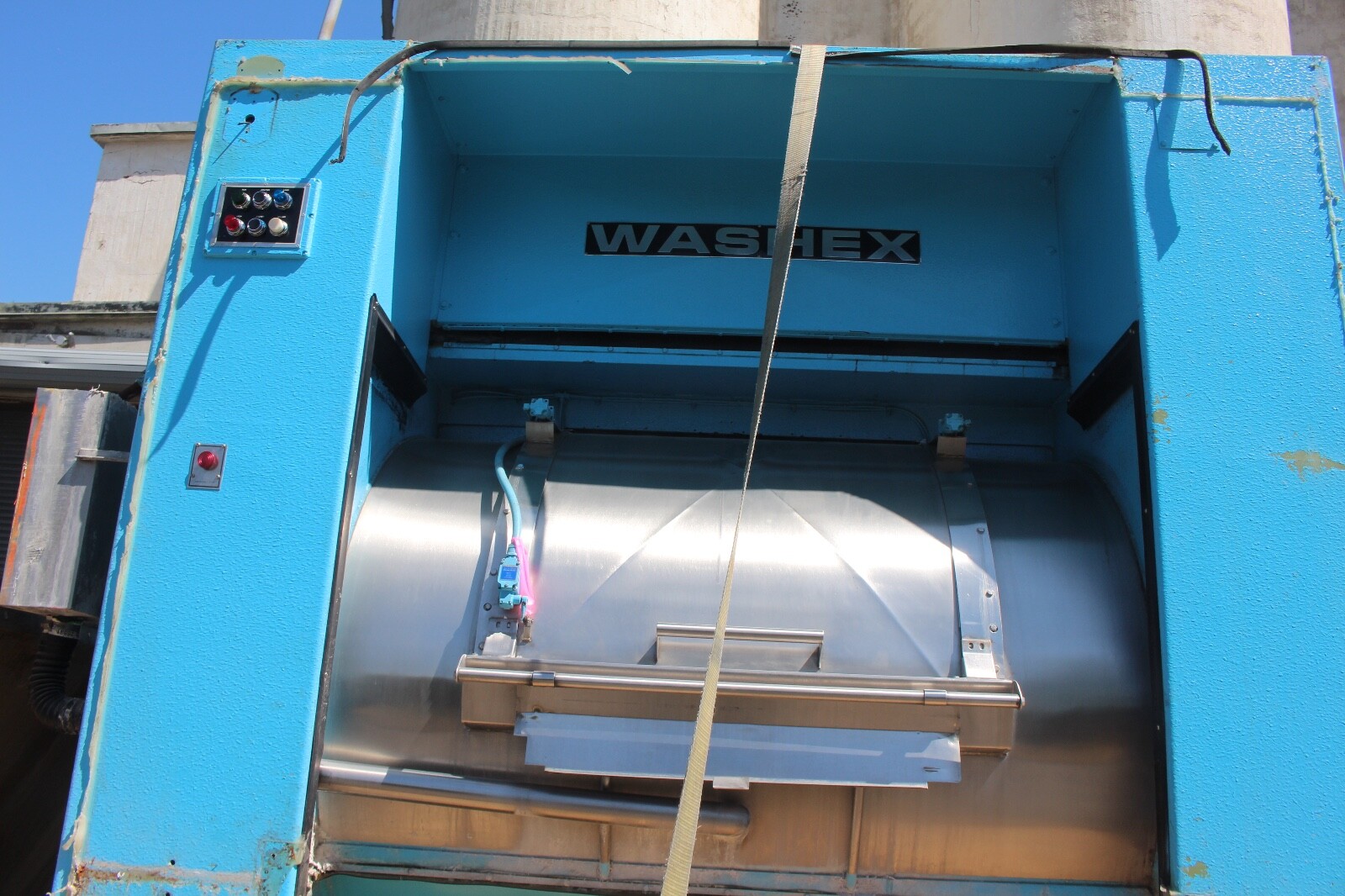 Washex 46/57 ACI-P2 350 LB CAPACITY WASHER EXTRACTOR | eBay