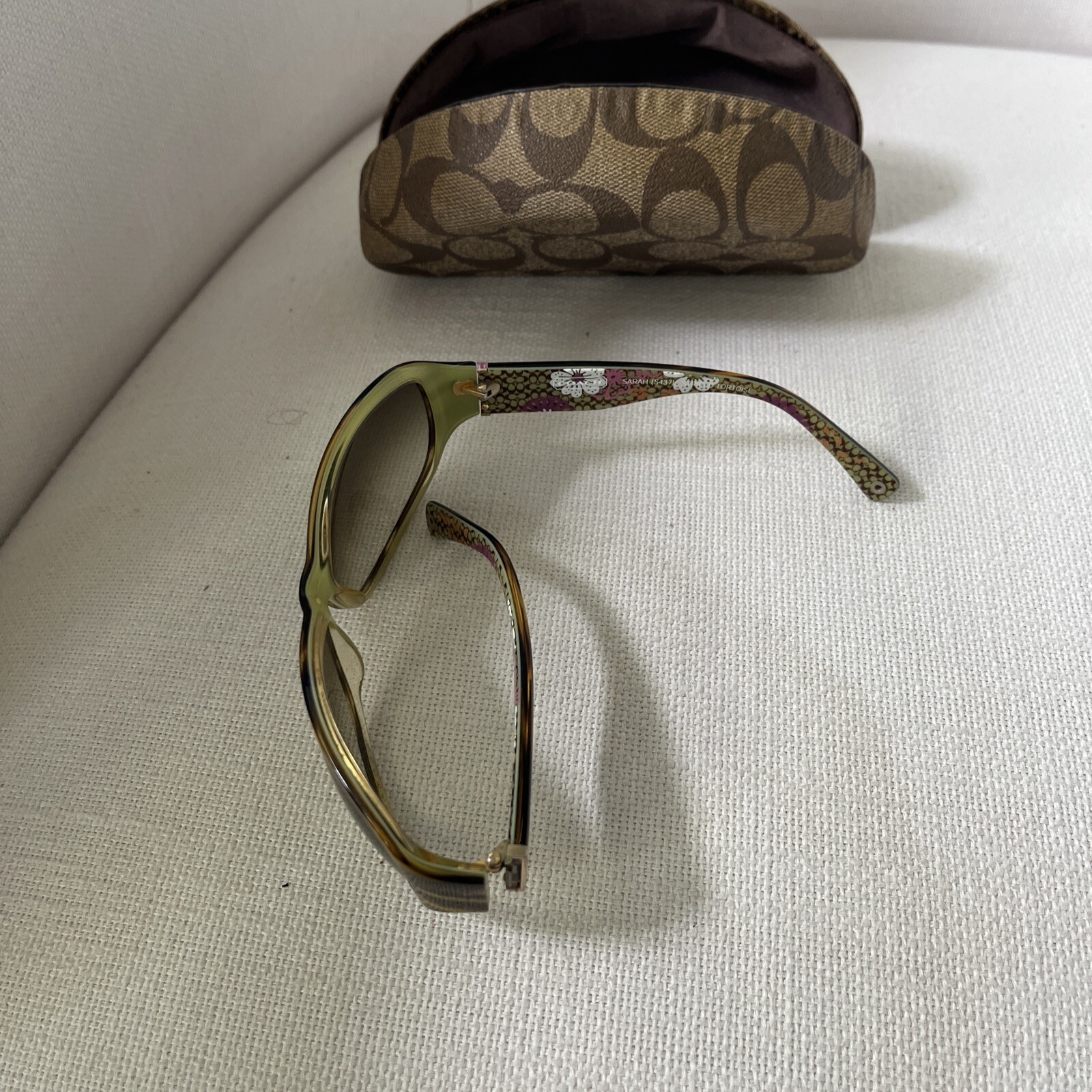 Coach Sunglasses Sarah S437 Striped Tortoise - Gem