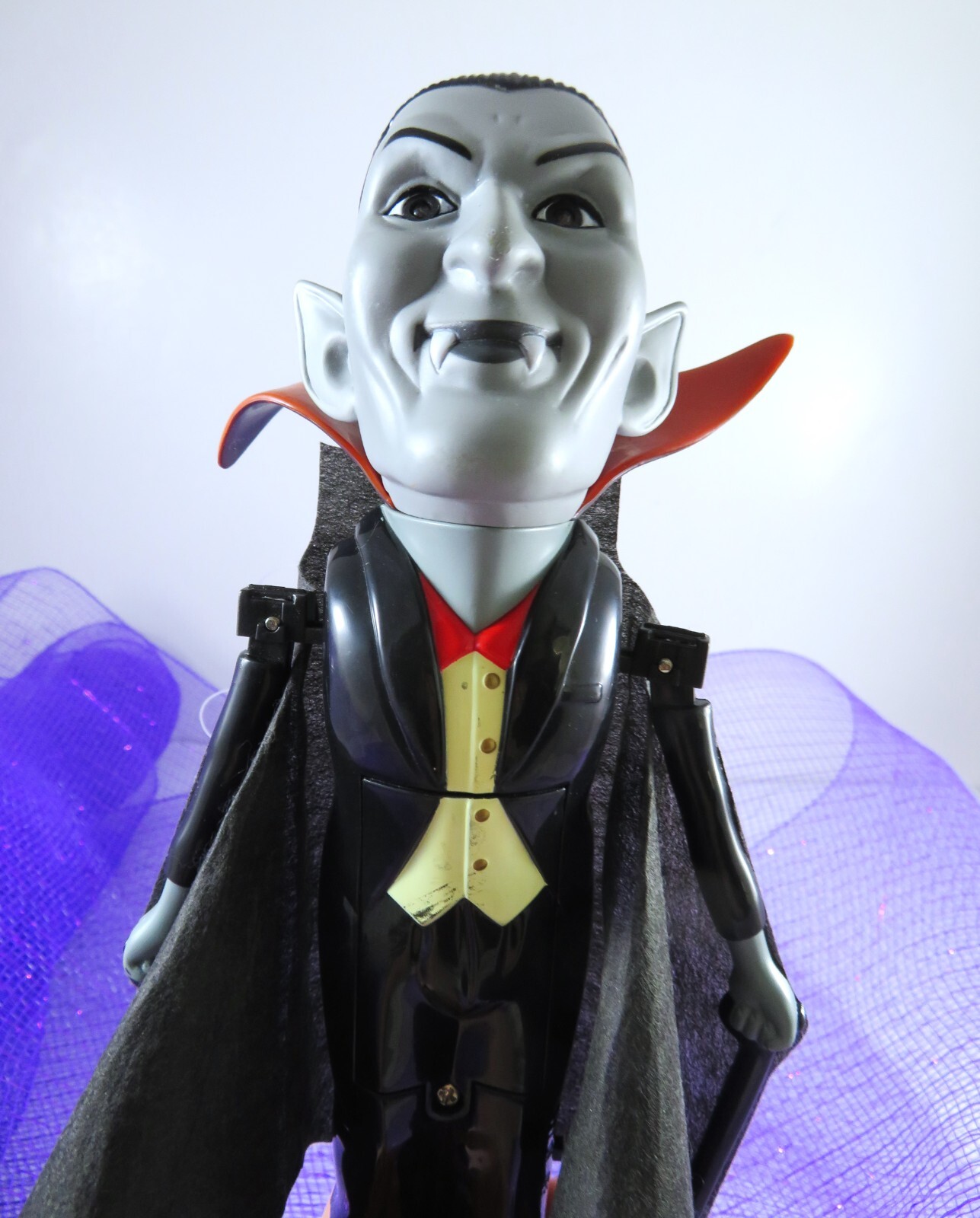 Vampire Dracula Action Figure Fusion Toys 1990s Lighted Red Eyes ...