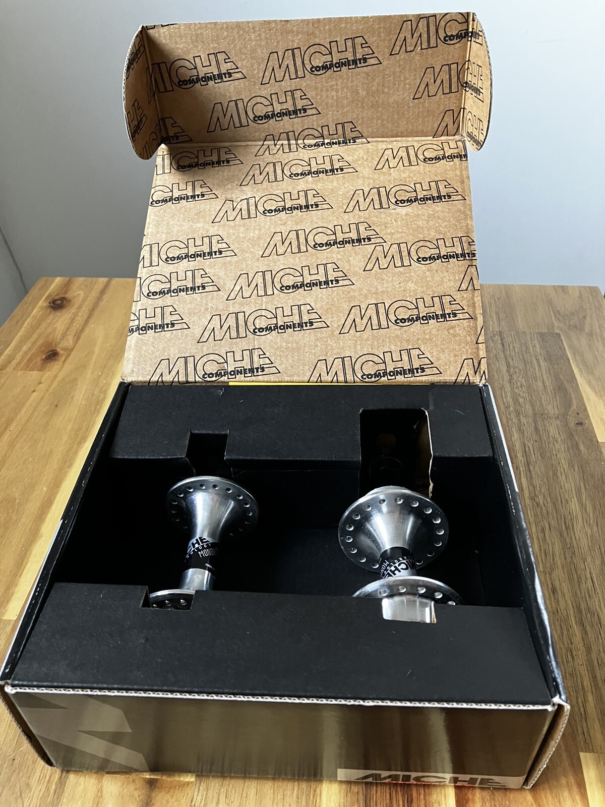 Miche Monolithic Hubs-set, classic aluminium, threaded rear, solid ...