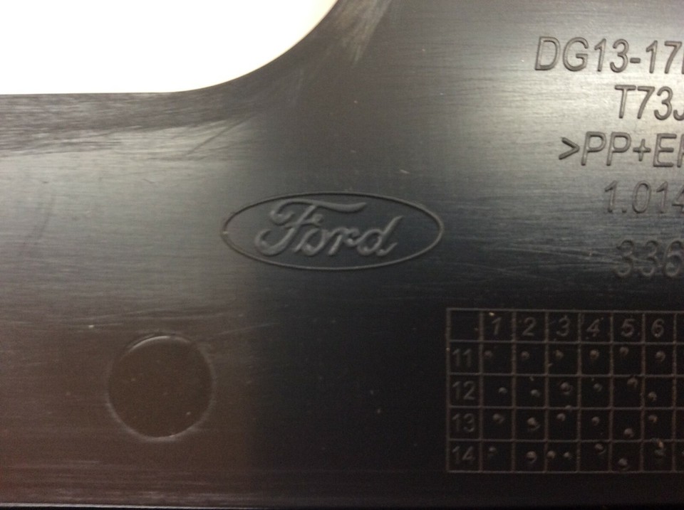 2013 - 2018 Ford Taurus Front Bumper License Plate Mounting Bracket ...
